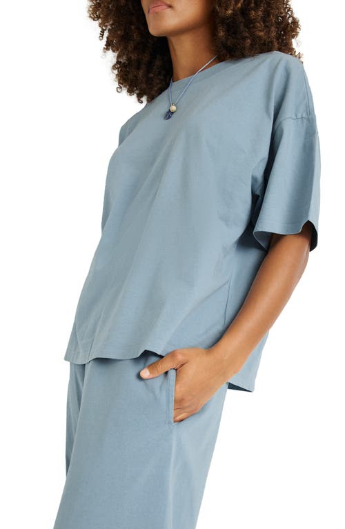 VITAMIN A® Oversized Boyfriend T-Shirt